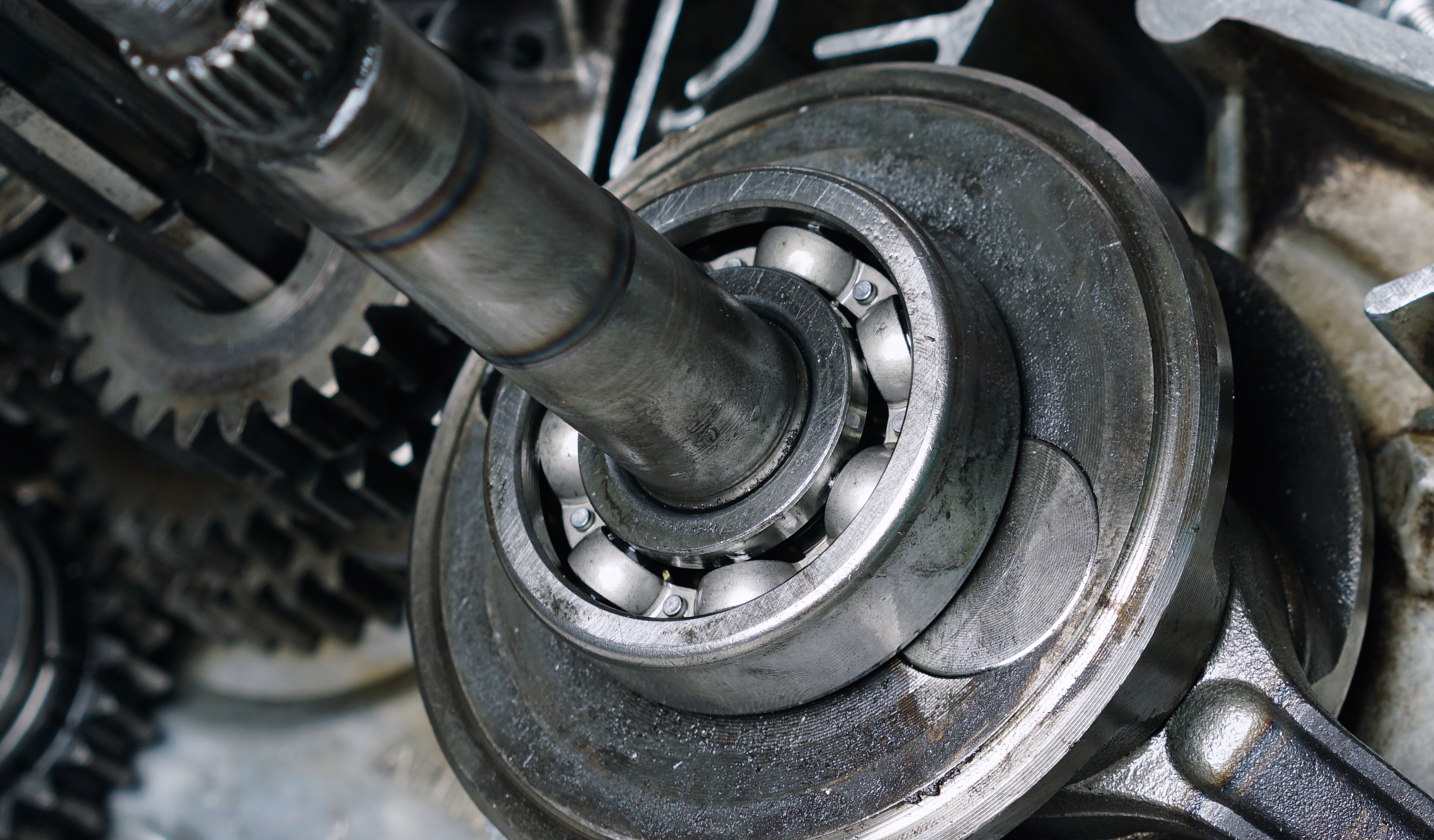 How to Install a Bearing ? Bearing Installation Methods | ISK BEARINGS